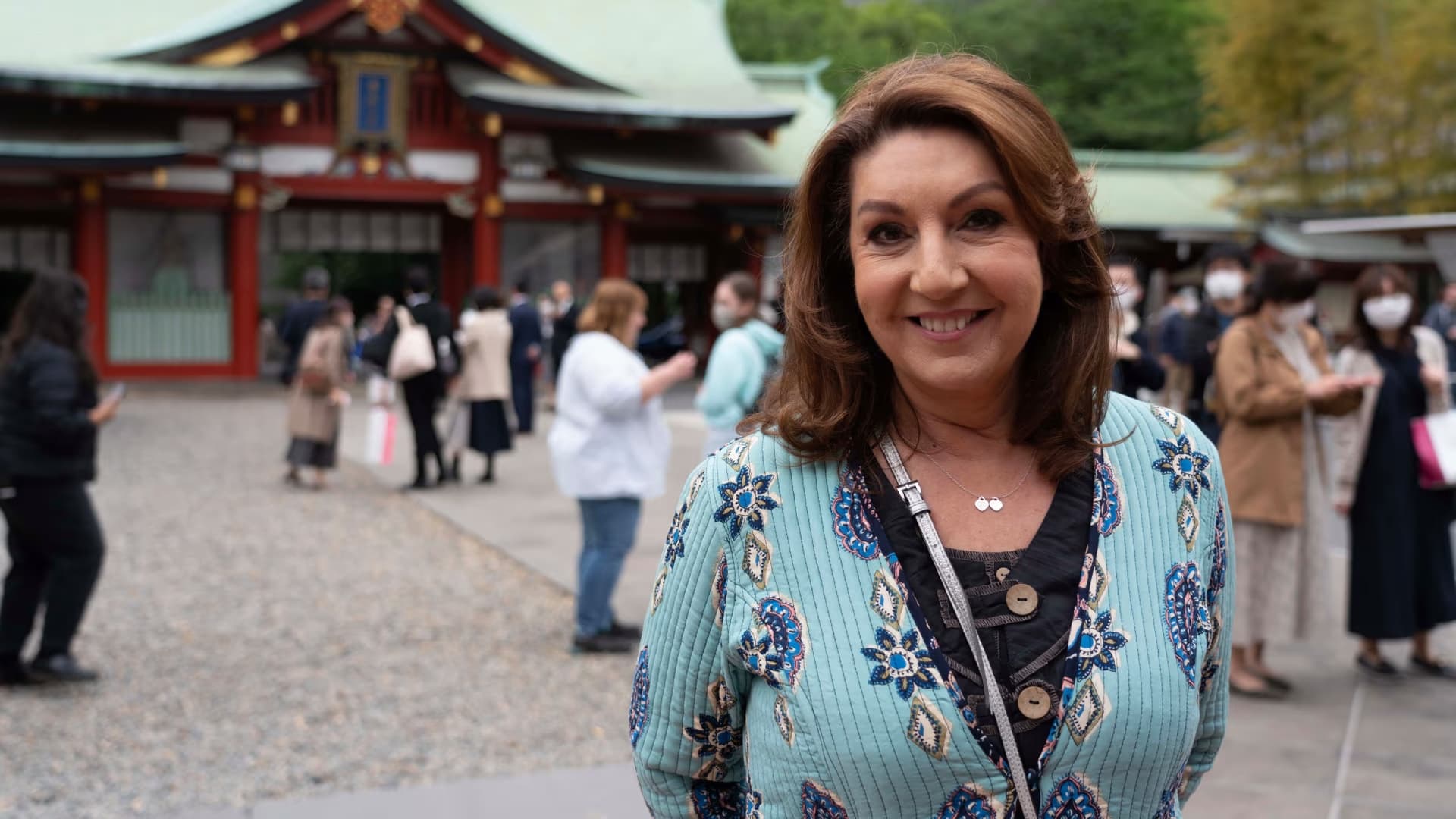 How to watch Jane McDonald: Lost In Japan in Europe on Channel 5 for free - UpNext by Reelgood