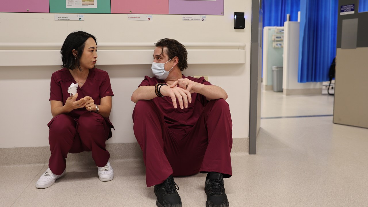 How to The Hospital: In the Deep End in the US on SBS - UpNext by Reelgood