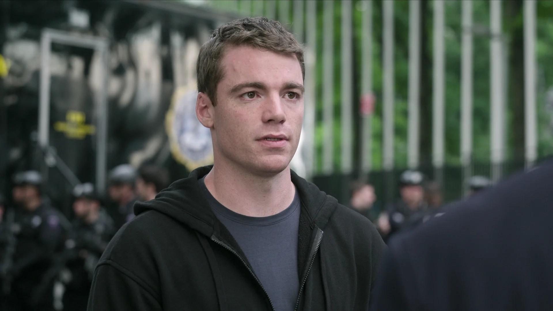 Where to watch The Night Agent Season 2: Stream on Netflix in the US ...